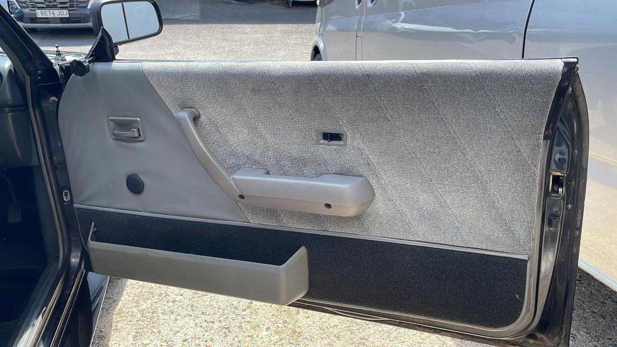 For Sale: Opel Manta GT/E Exclusive - RHD with Air Con - Cars For Sale ...